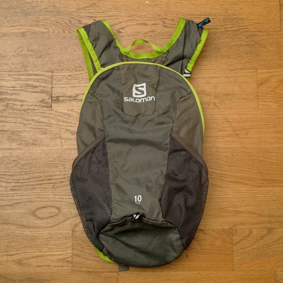 Salomon | Bags | Salomon Trailblazer Backpack Gray Green Hiking Trail ...